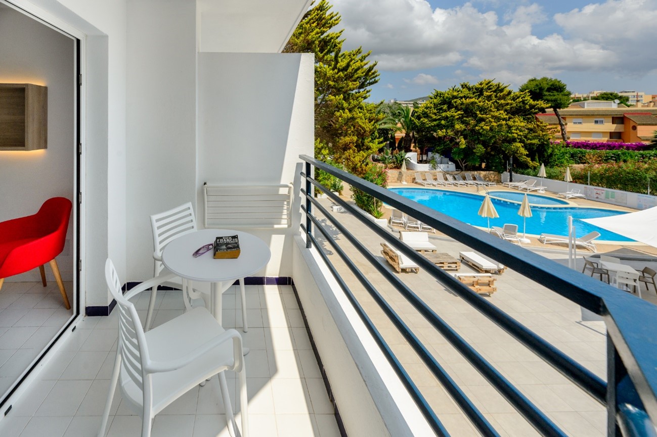 Discover the Ultimate Ibiza Weekend Escapade: Must-See Spots – Islander ...